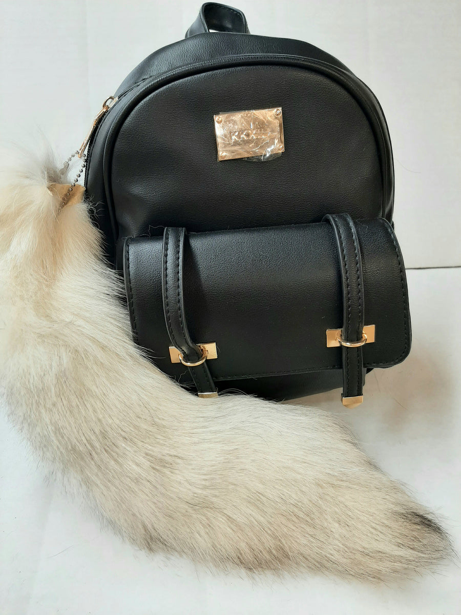 Shadow Fox Tail – Dakotaline Furs